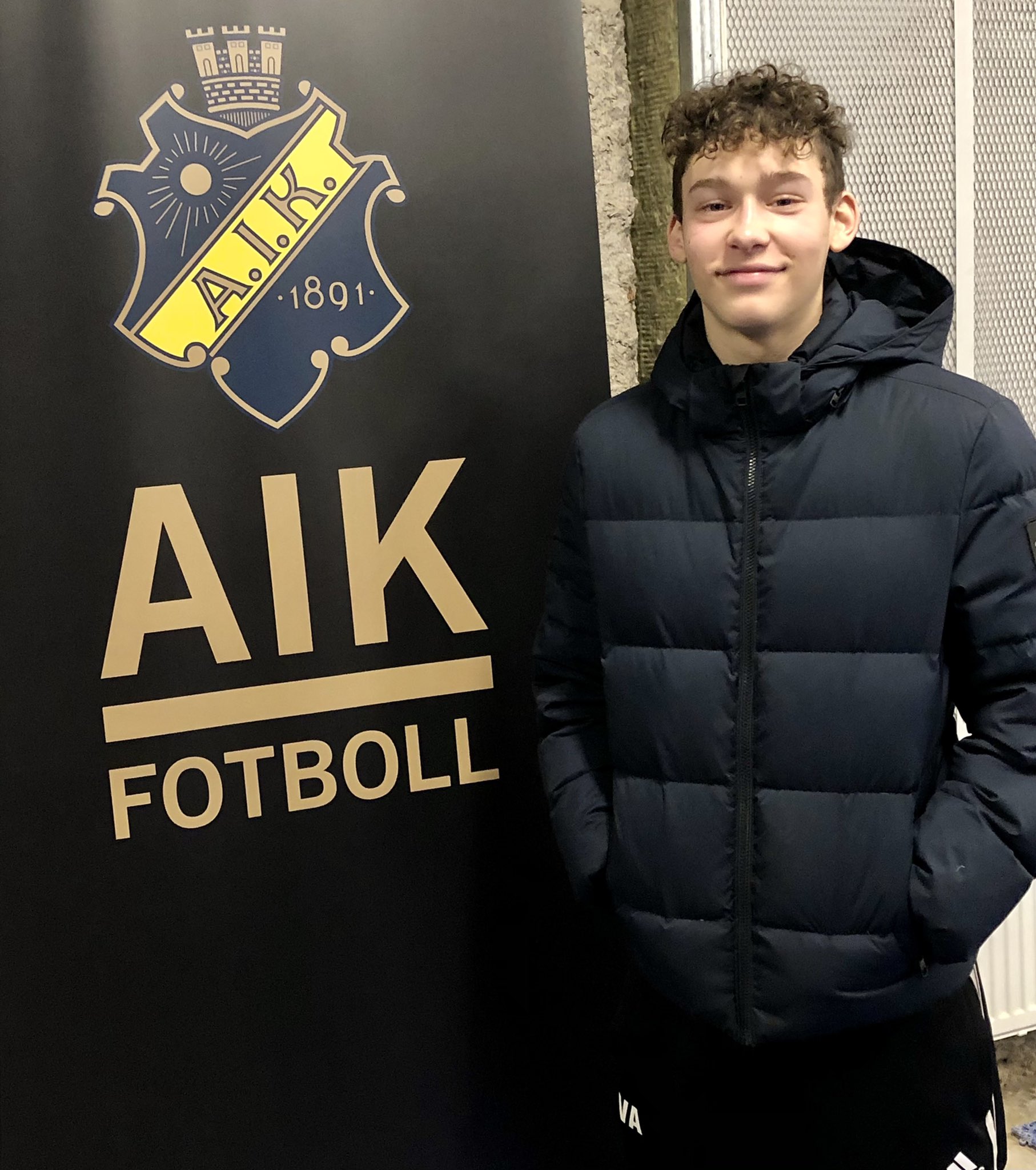 Nahom Ghidey on Twitter: "Victor Andersson har, i samråd med sin familj, bestämt sig för att ...