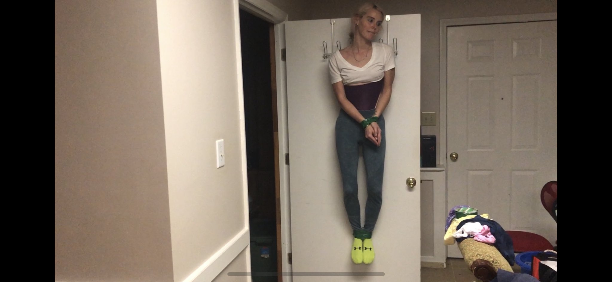 Hanging Frontal Wedgie