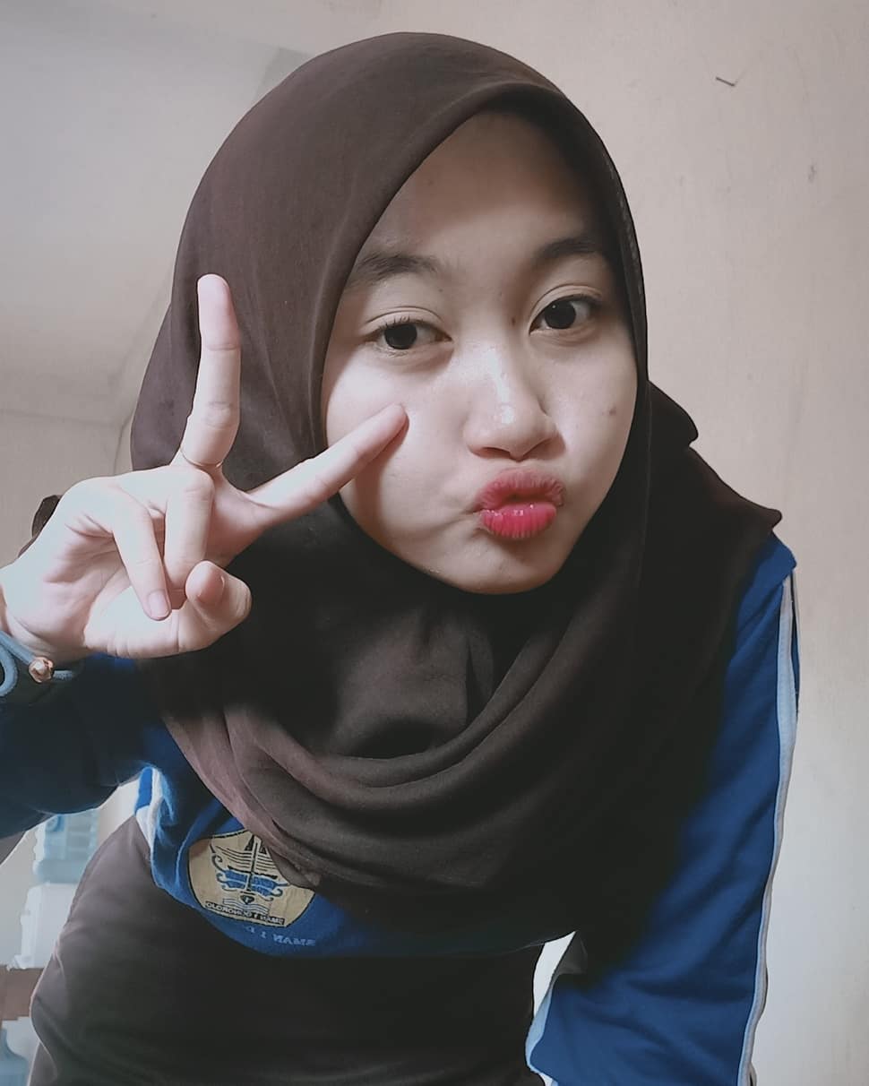 SayangLala on Twitter: "Pegangin sayang takut tumpah 😅 https://t.co/8z9sU4O36K" / Twitter