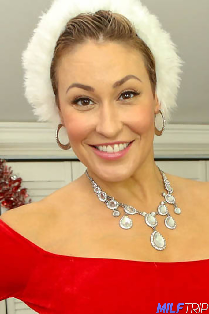 Tw Pornstars 1 Pic Milf Trip Twitter Milftrip Milfs The Yuletide