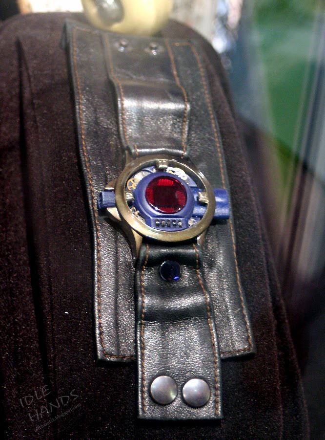 The Amazing Spider Man 2 Web Shooters Replica