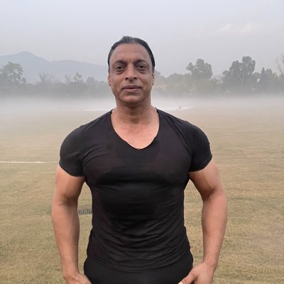 Shoaib Akhtar Shirtless