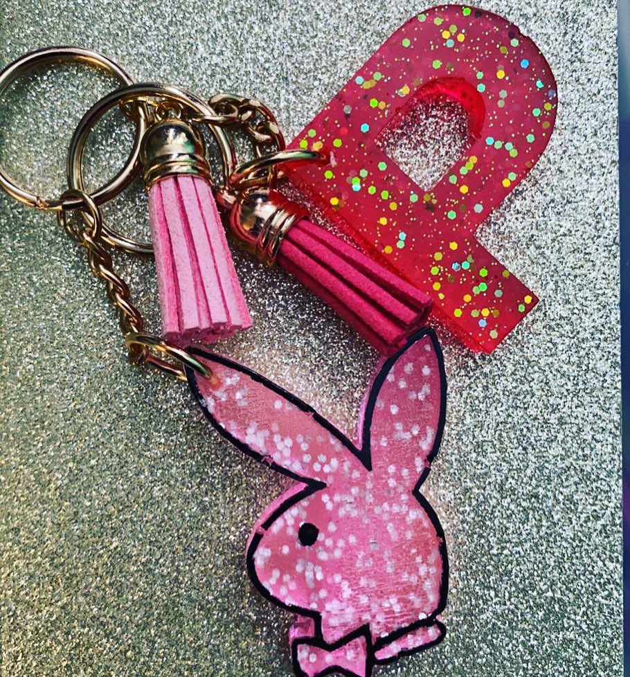 Phoenix Mendoza (@Moonsistersshop) | Twitter