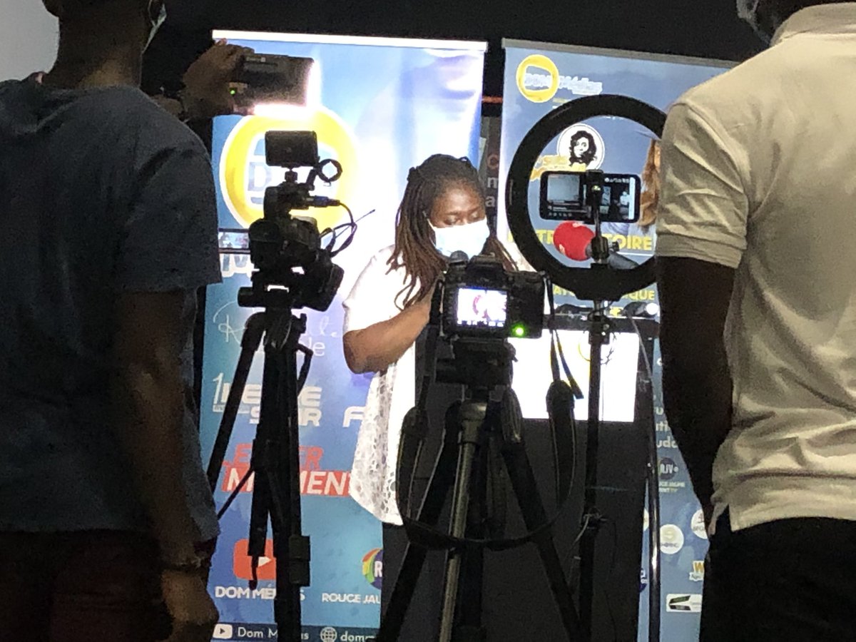 Malado KABA on Twitter: "A la première de #JsuisDomaniDore Honorable @domani_dore « on ...