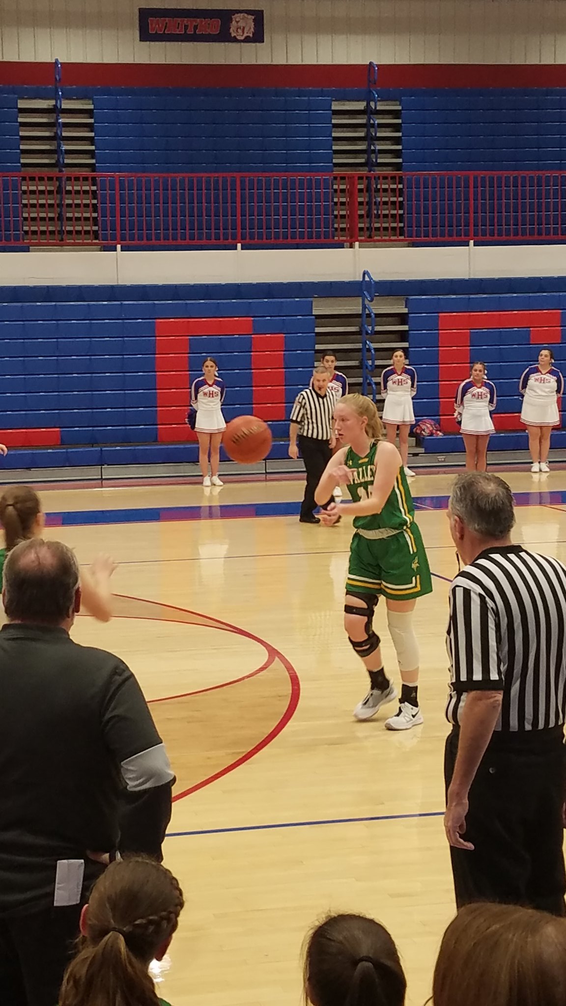 Scott Backus on Twitter: "Not 100%, but 100% thrilled to be back on the court with her girls ...