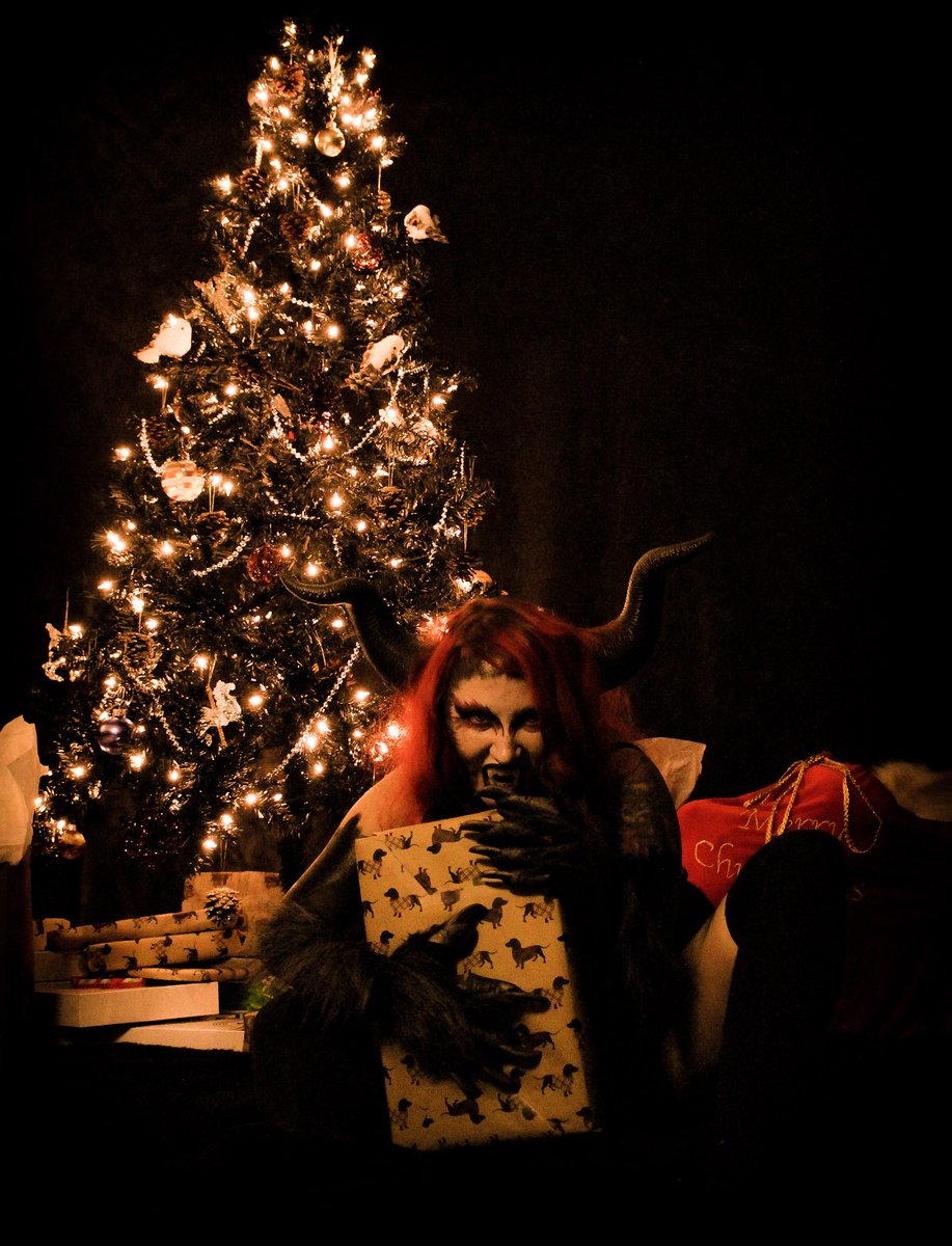 Abadon's Krampus Cosplay : r/AEWOfficial
