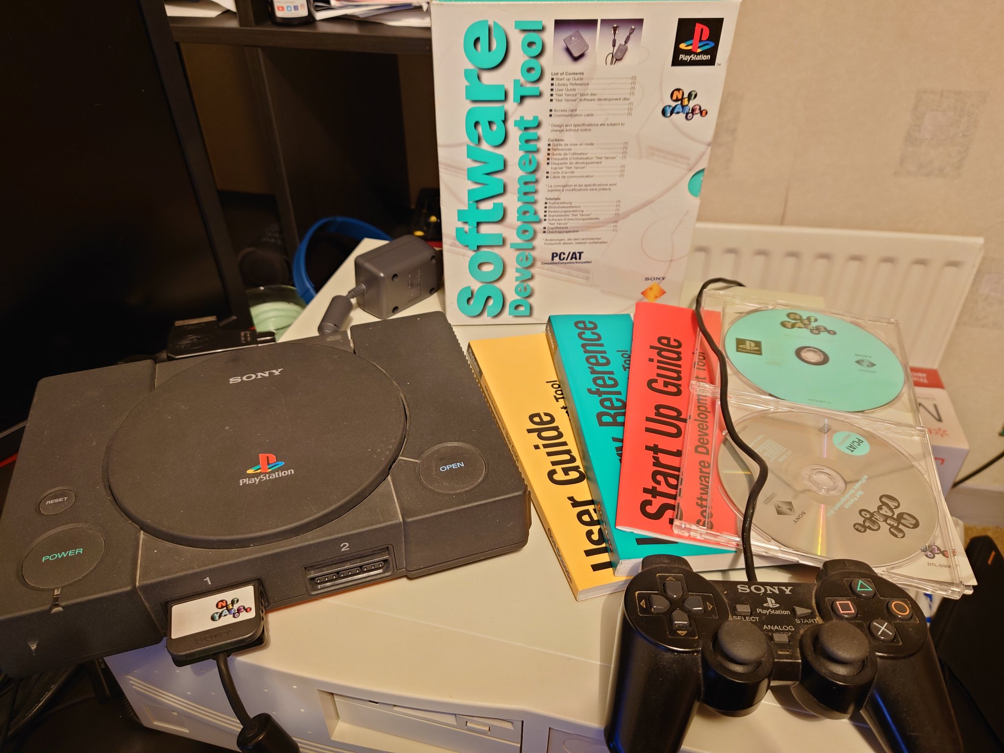 Original Sony Playstation 1 - Extra Controllers, Memory Card ...