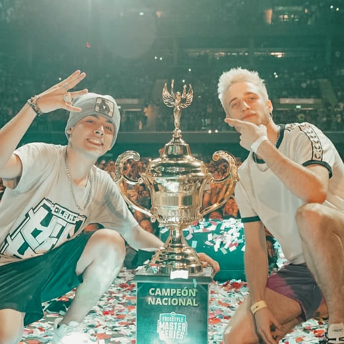 Wos.ds3 @wosistas Timeline, The Visualized Twitter (Analytics)