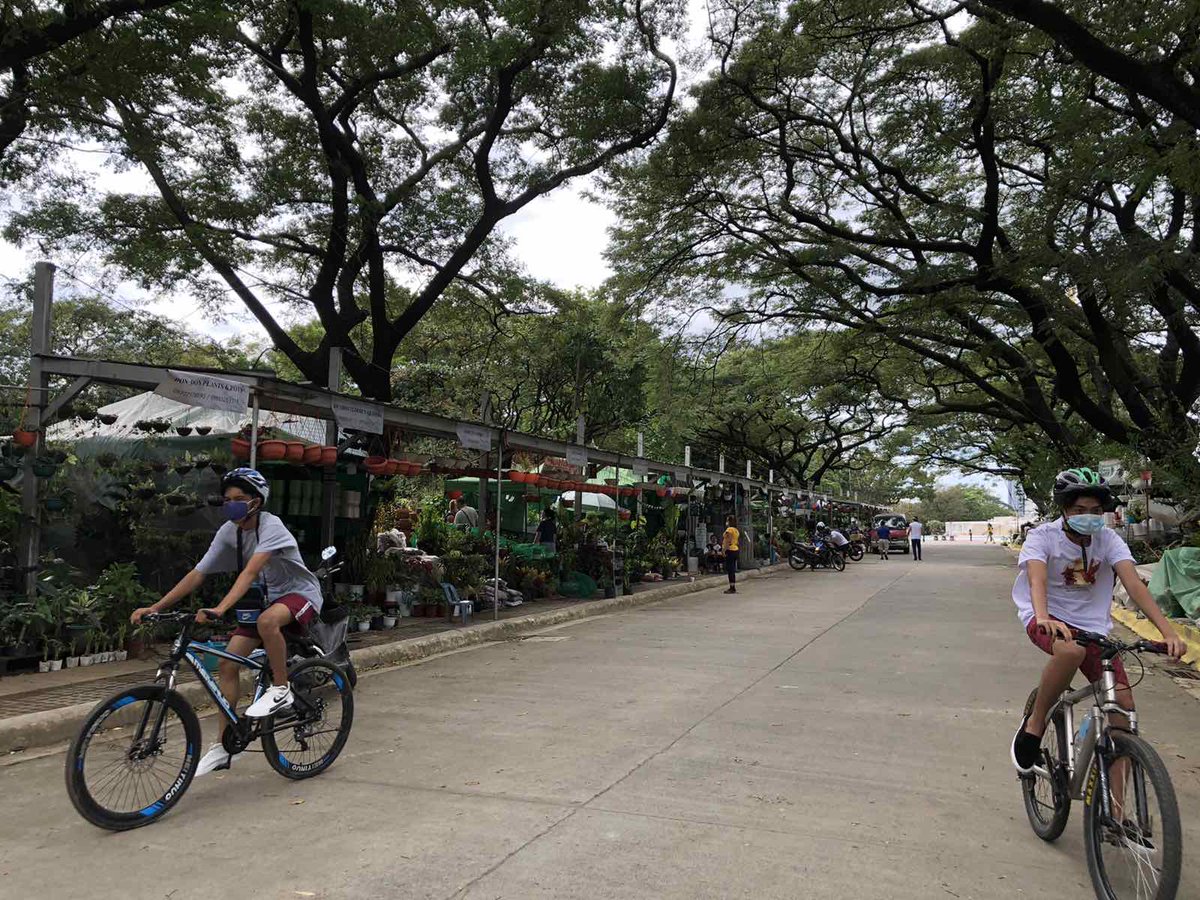 PHOTOS: Almost empty QC Memorial Circle this morning. The park was open ...