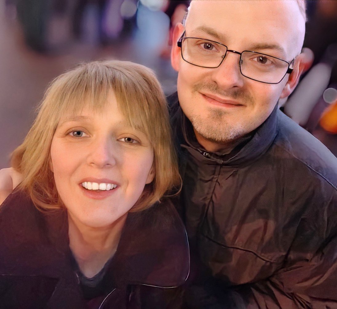 Mandy Edgar's Instagram, Twitter & Facebook on IDCrawl