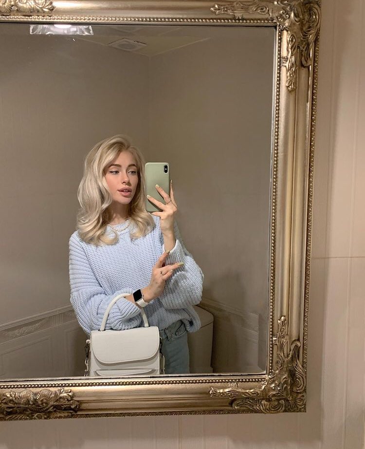 𝐀𝐧𝐠𝐞𝐥𝐢𝐧 (@tinydxncerx) | Twitter