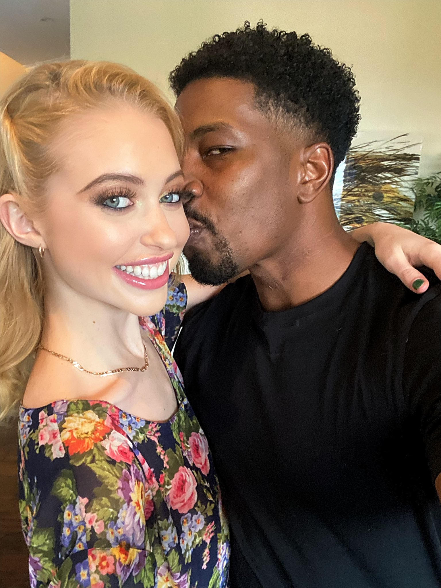 Tw Pornstars 3 Pic Isiah Maxwell Twitter One Of My Favs In The Game 👑 Chloecherryxxx 836