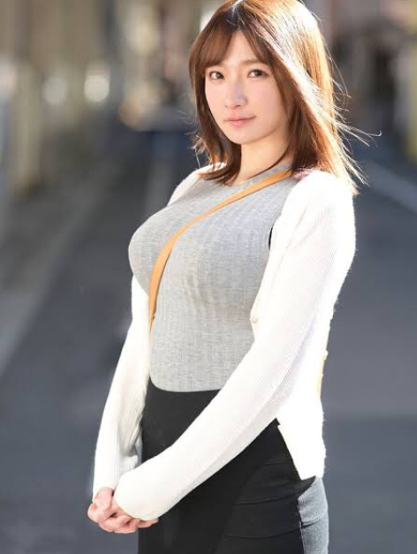 Av女優データベース【バズ ライトイヤーン】 On Twitter 名前 鷲尾めい 所属レーベル エイトマン 生年月日 1997年10月