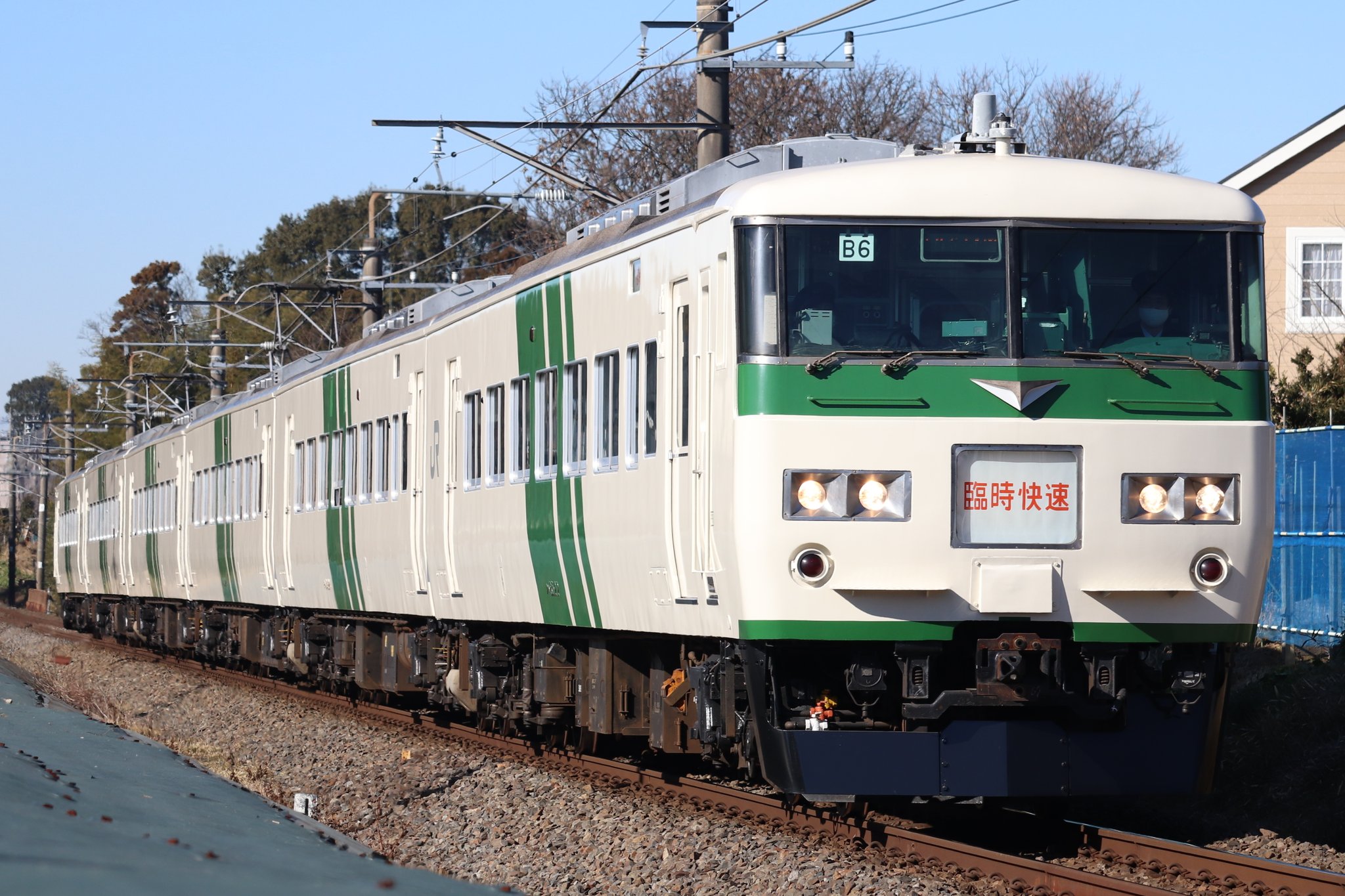 中距離系統 on Twitter: "2021/1/10 ①早春成田山初詣号 185系B6編成6両 ②成田山初詣ぐんま号 E257系NB-11編成5両 ③常磐成田山初詣号 E653系K70編成 ...