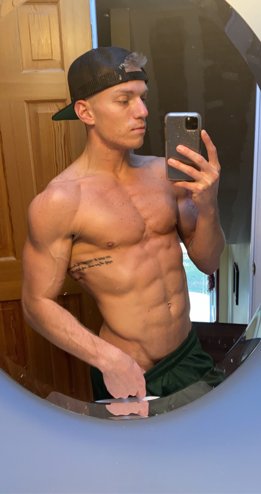 Kyle Brant on Twitter: "Keeping busy 🥸…