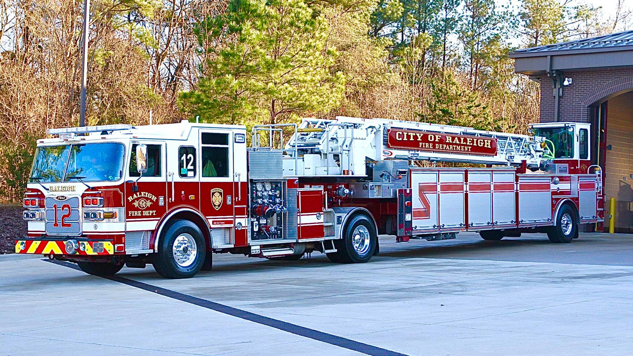 Ladder Trucks Xt