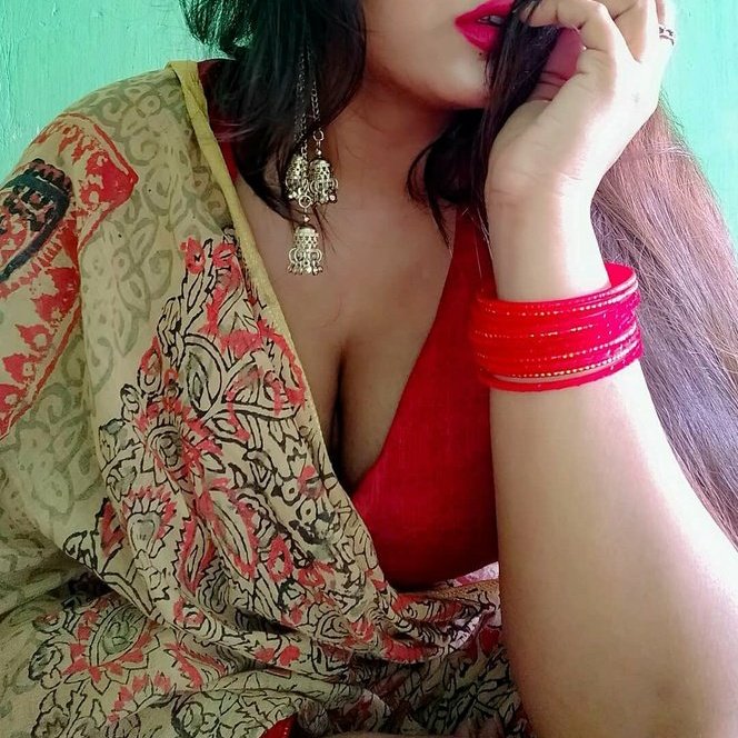 Rupali Sharma Hot