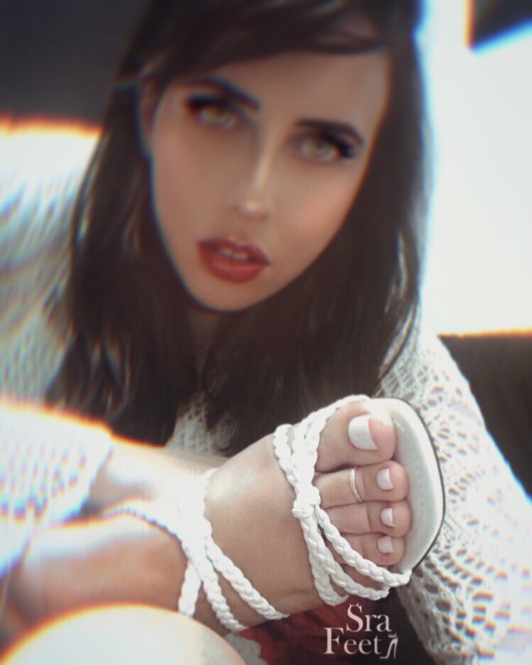 Kiffa Feet | Onlyfans top 2.7%👸🏽👣 on Twitter: "Ela conseguiu perder a conta aqui, sigam a nova ...