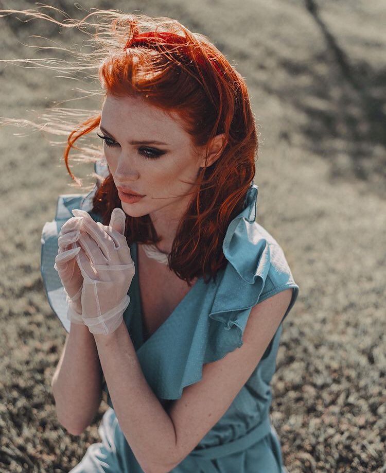 𝐀𝐧𝐠𝐞𝐥𝐢𝐧 (@tinydxncerx) | Twitter