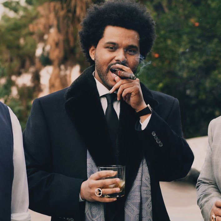 The weeknd 28 - poolbilla