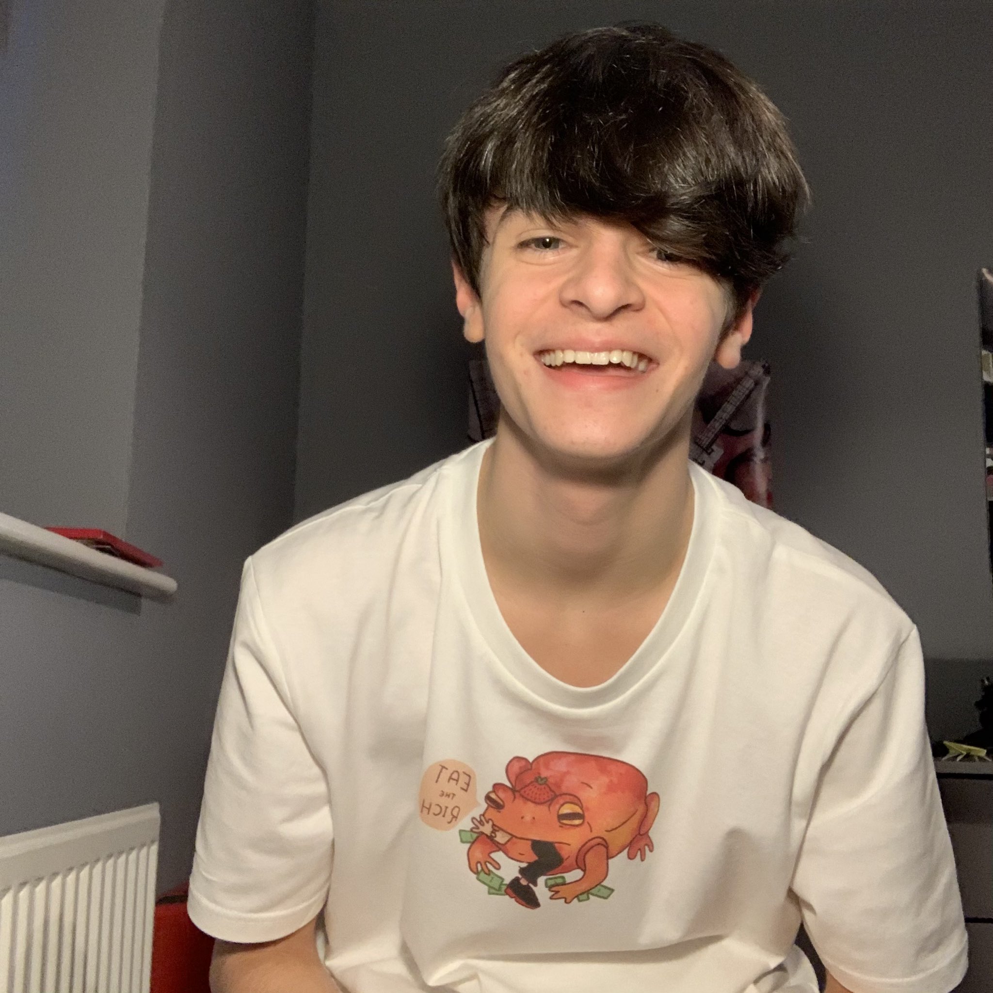 Cute Boy With Brown Hair And Swag