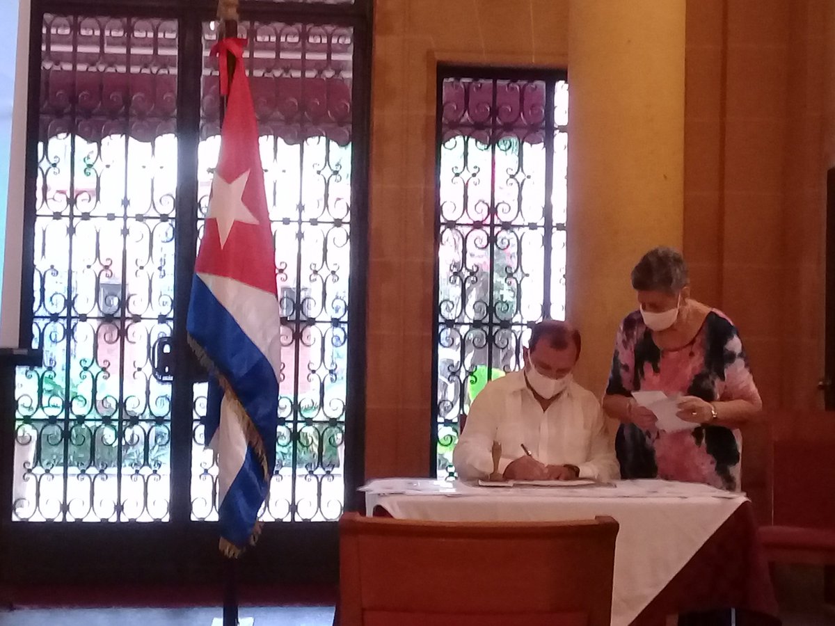 AsiaPacificSolidarity on Twitter: "Grisel Reyes León, Deputy Minister of @MINCOMCuba and ...