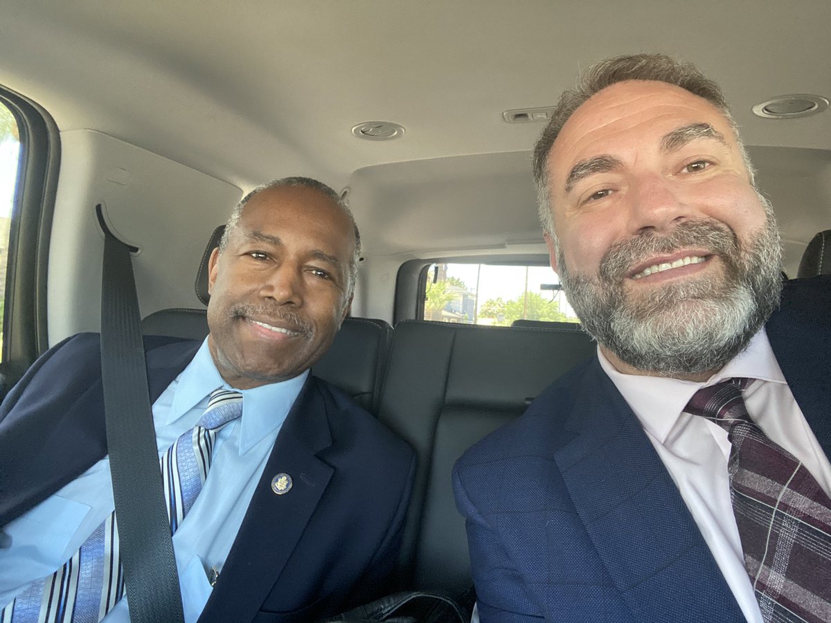 Christopher Patterson's Instagram, Twitter & Facebook on IDCrawl