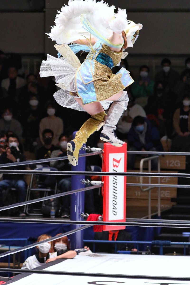 Starlight Kid has started using the classic Tiger Mask ring entrance ...