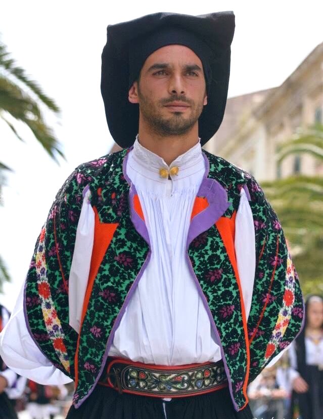 Traditional Italian Clothing For Men
