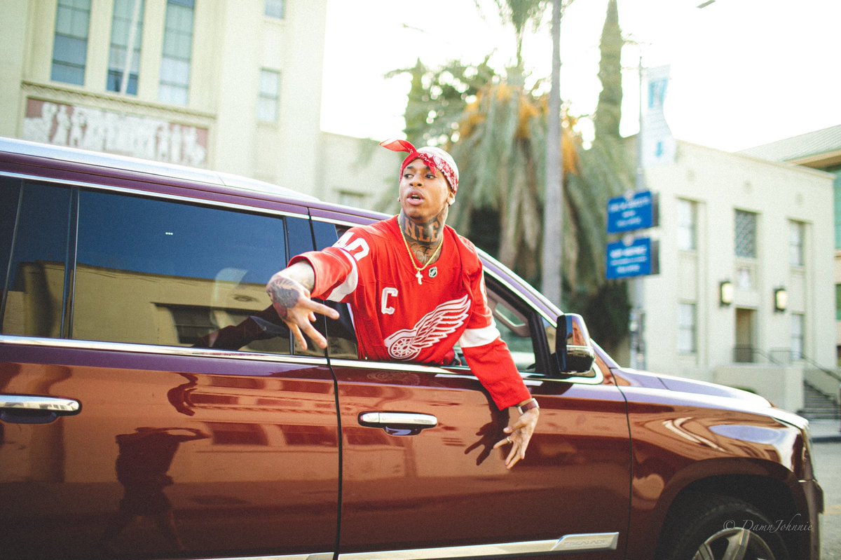 2pac Shakur Spitting