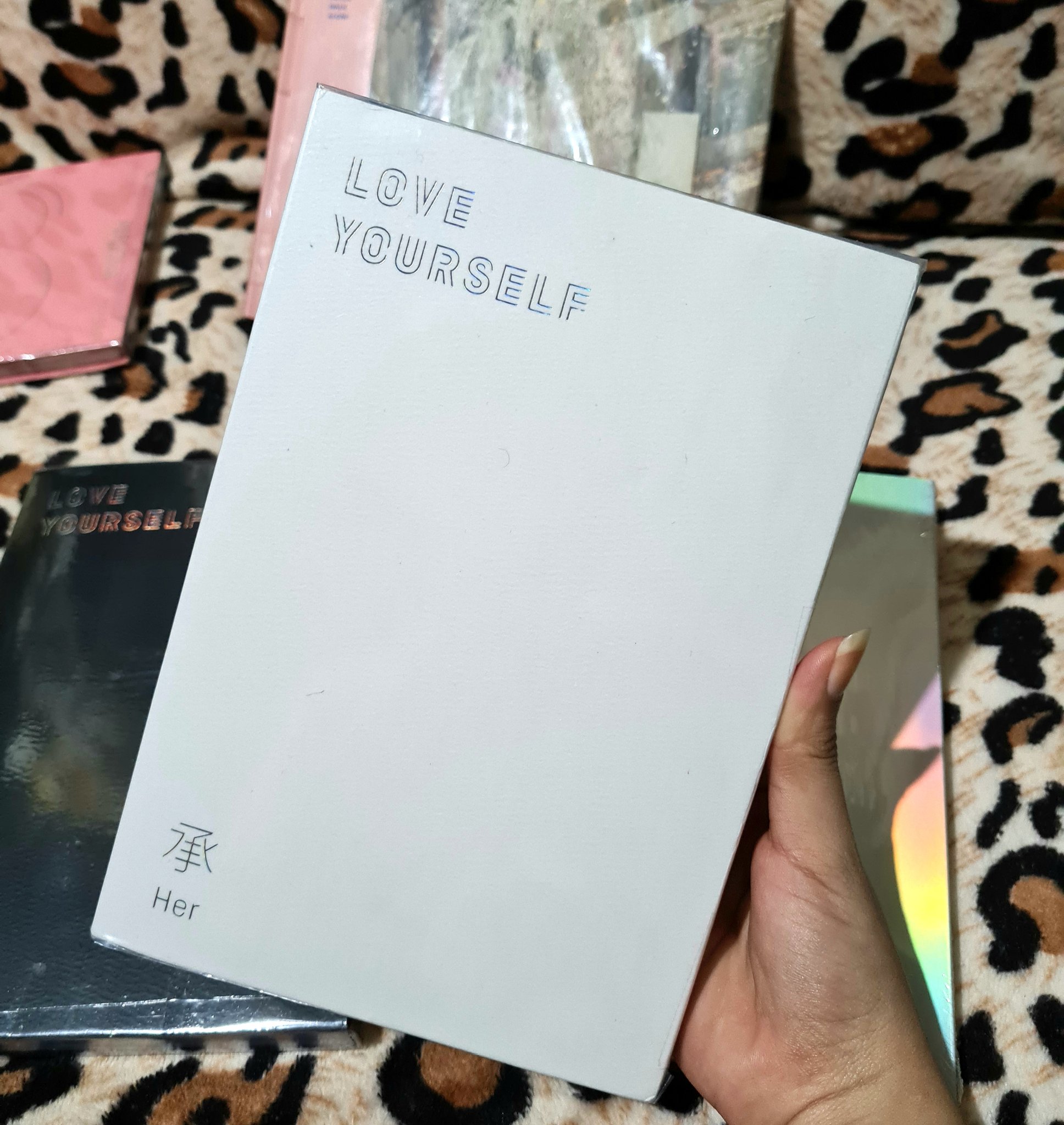 ellay⁷ on Twitter: "LFB | WTS UNSEALED BTS ALBUMS Complete inclusions •LY HER - L version •LY ...