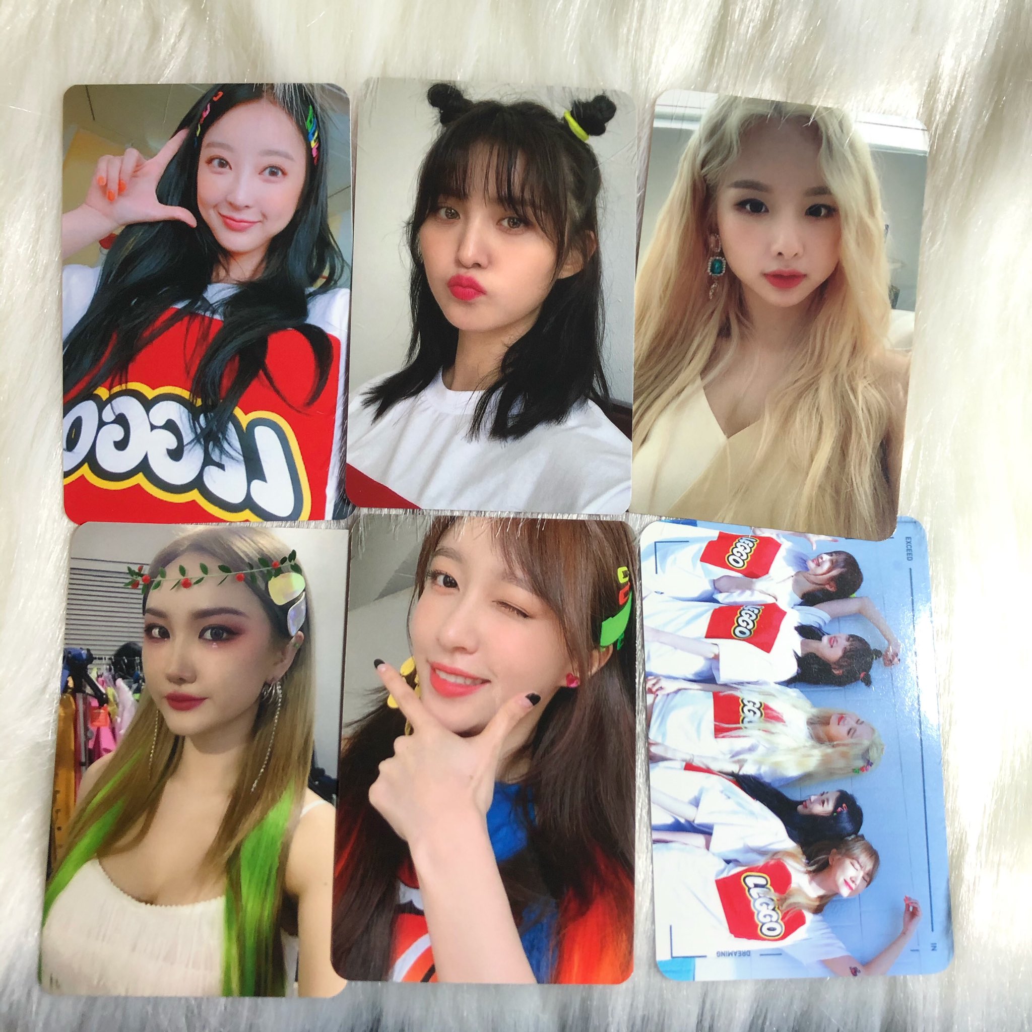 MOMOLAND FTTW signed album - munimoro.gob.pe