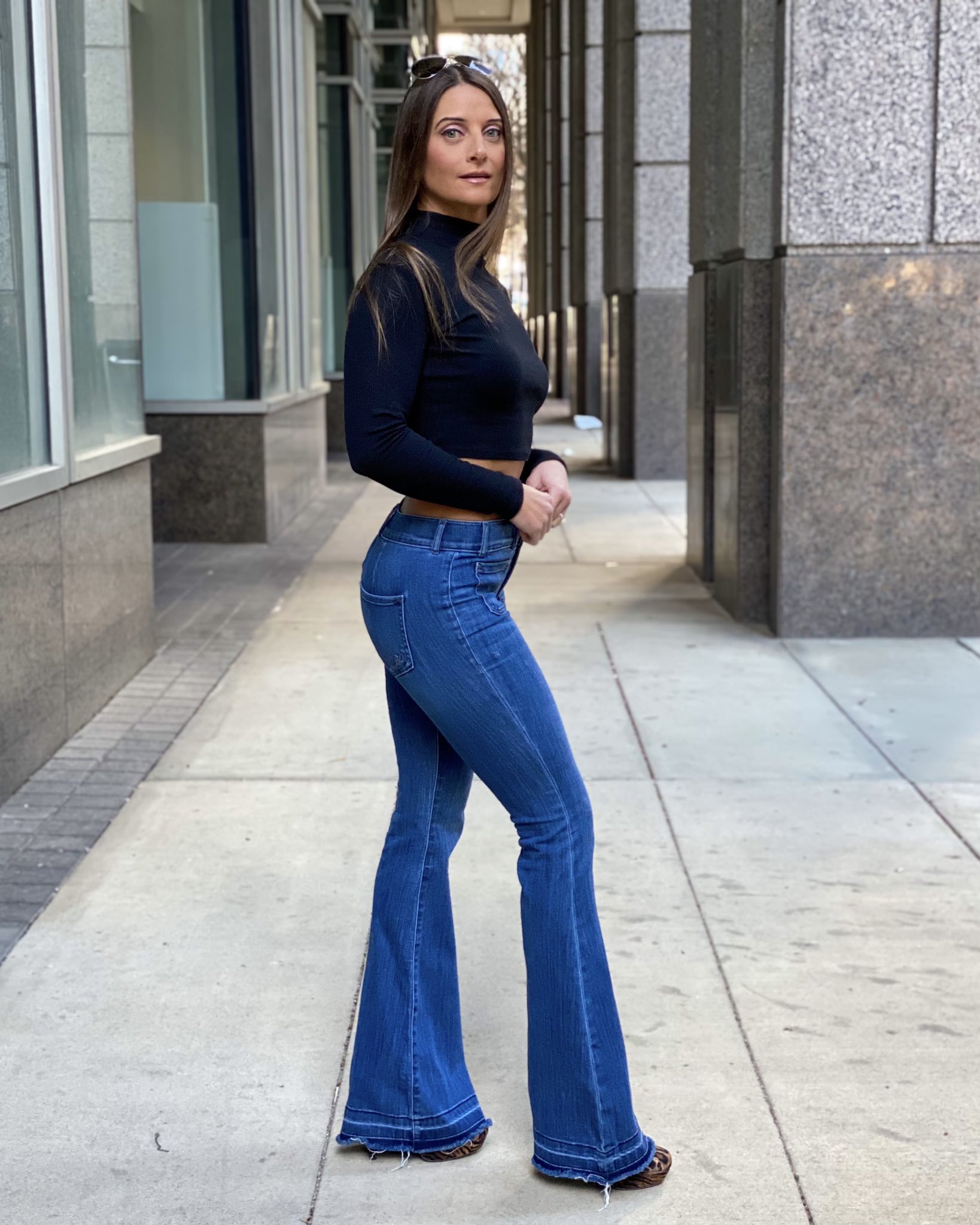 TW Pornstars - 1 pic. Lisa Bell. Twitter. I ️ ATL! #ATL. 4:15 AM - 25 ...