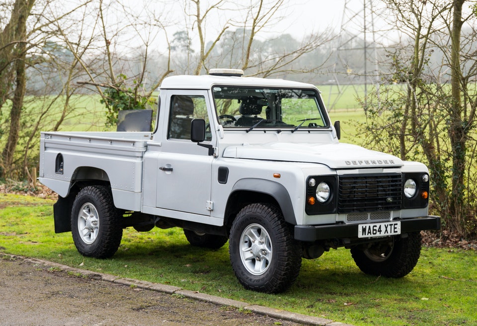Land Rover Defender 110 High Capacity Pickup