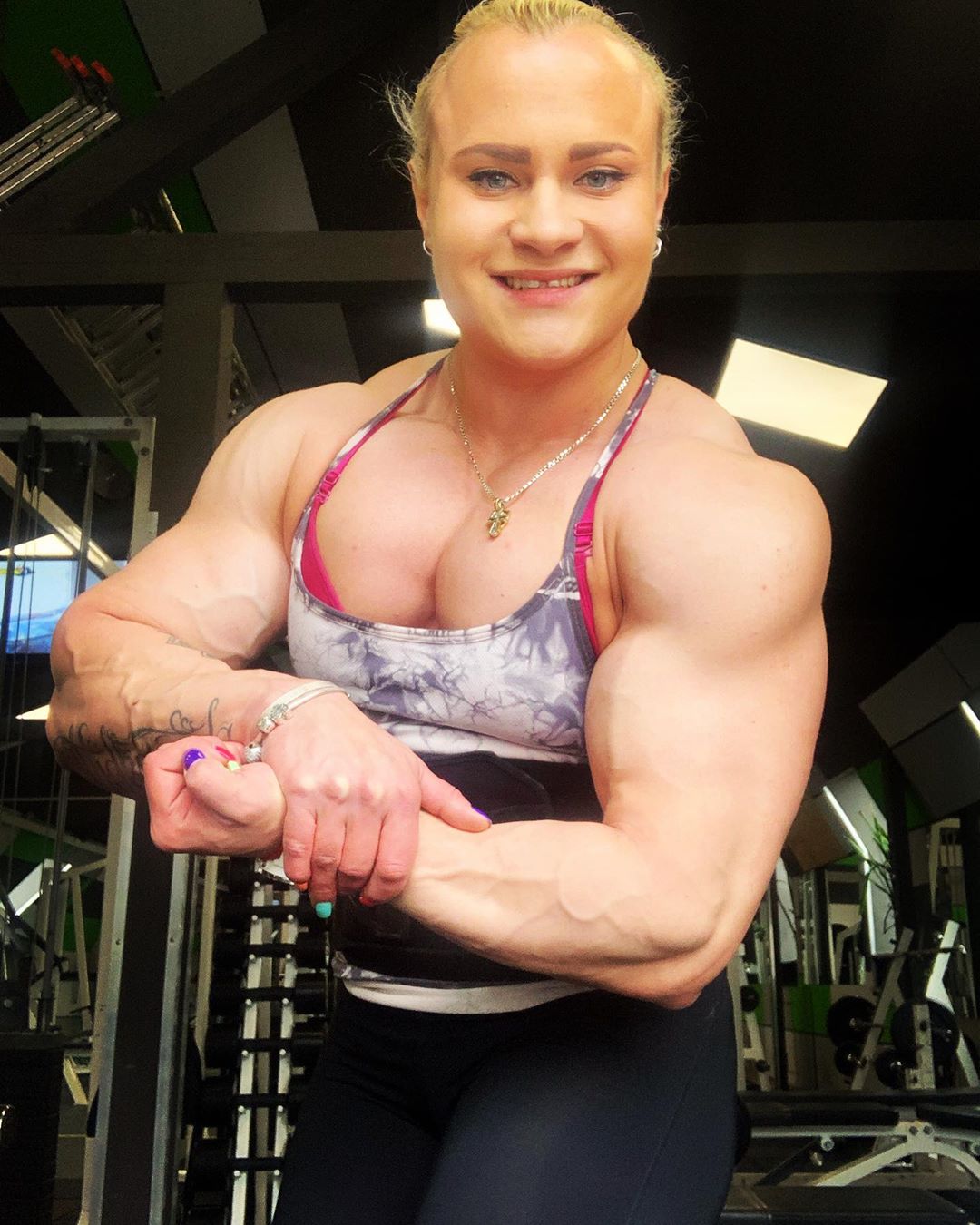 Female Muscle Fan💪 on Twitter: "Alexandra Antipova 😉😜💪 https://t.co/EC0NauDDXE" / Twitter