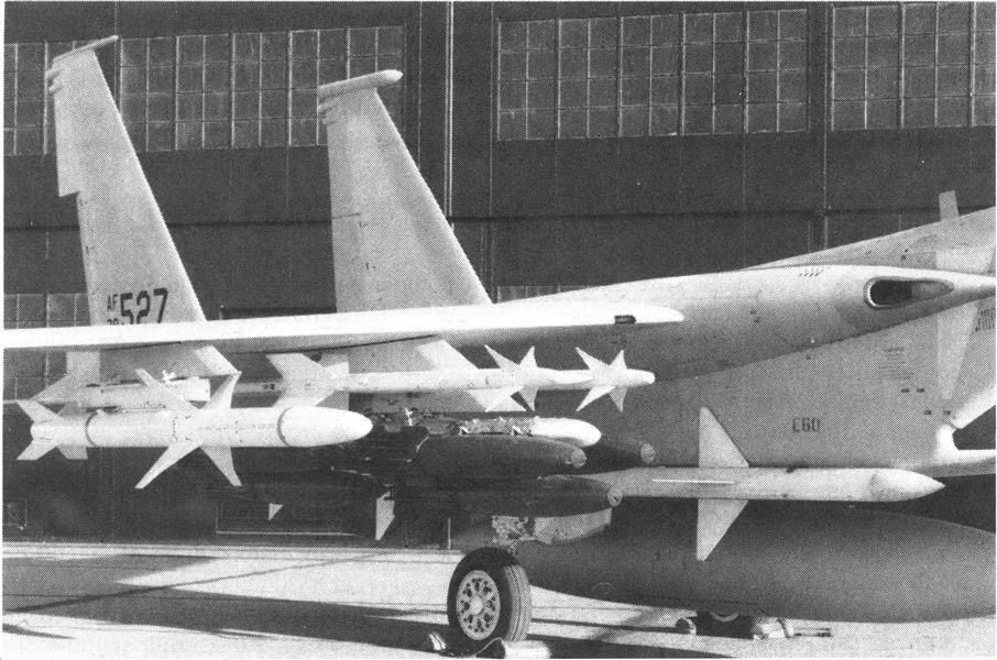 F-15A original stations 1 and 9 pylons - Aircraft Cold War ...