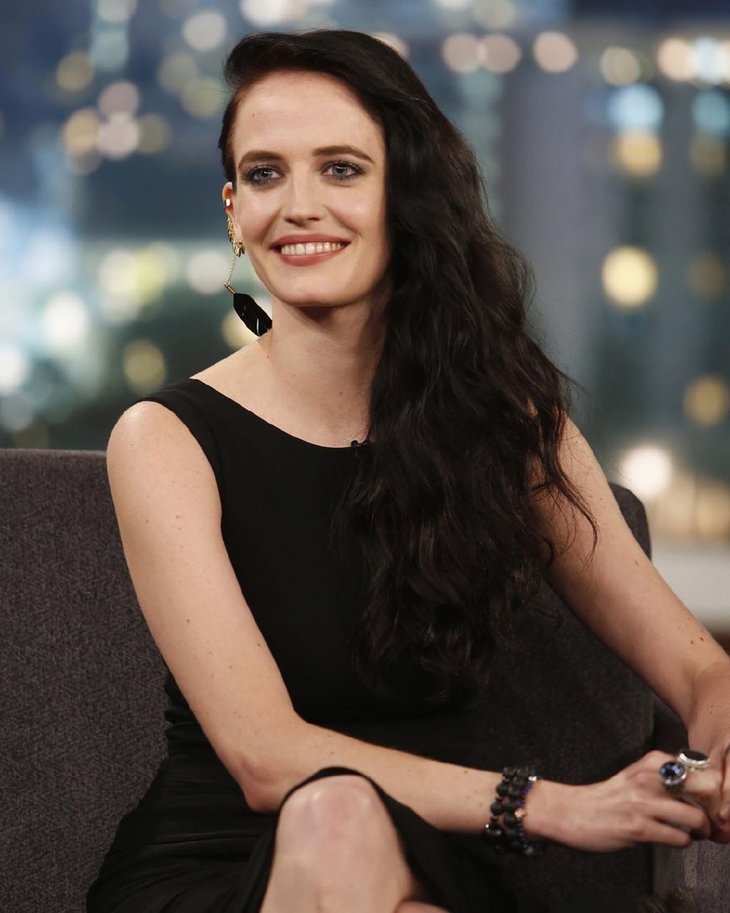 Best of Eva Green on Twitter: "Eva Green at Jimmy Kimmel, Live! https://t.co/nGSSOMkAem" / Twitter