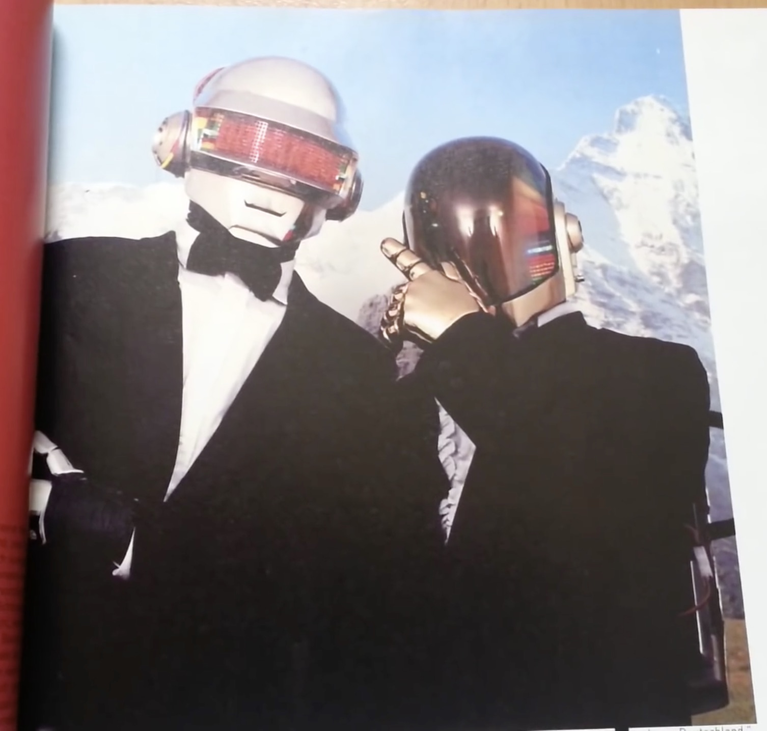 Daft Punk Fandom🤖🤖 on Twitter: "Daft Punk photographed by Kai Juenemann in 2001 for Groove ...