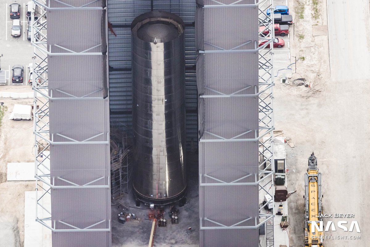 Super Heavy BN1 continues stacking : r/StarshipDevelopment