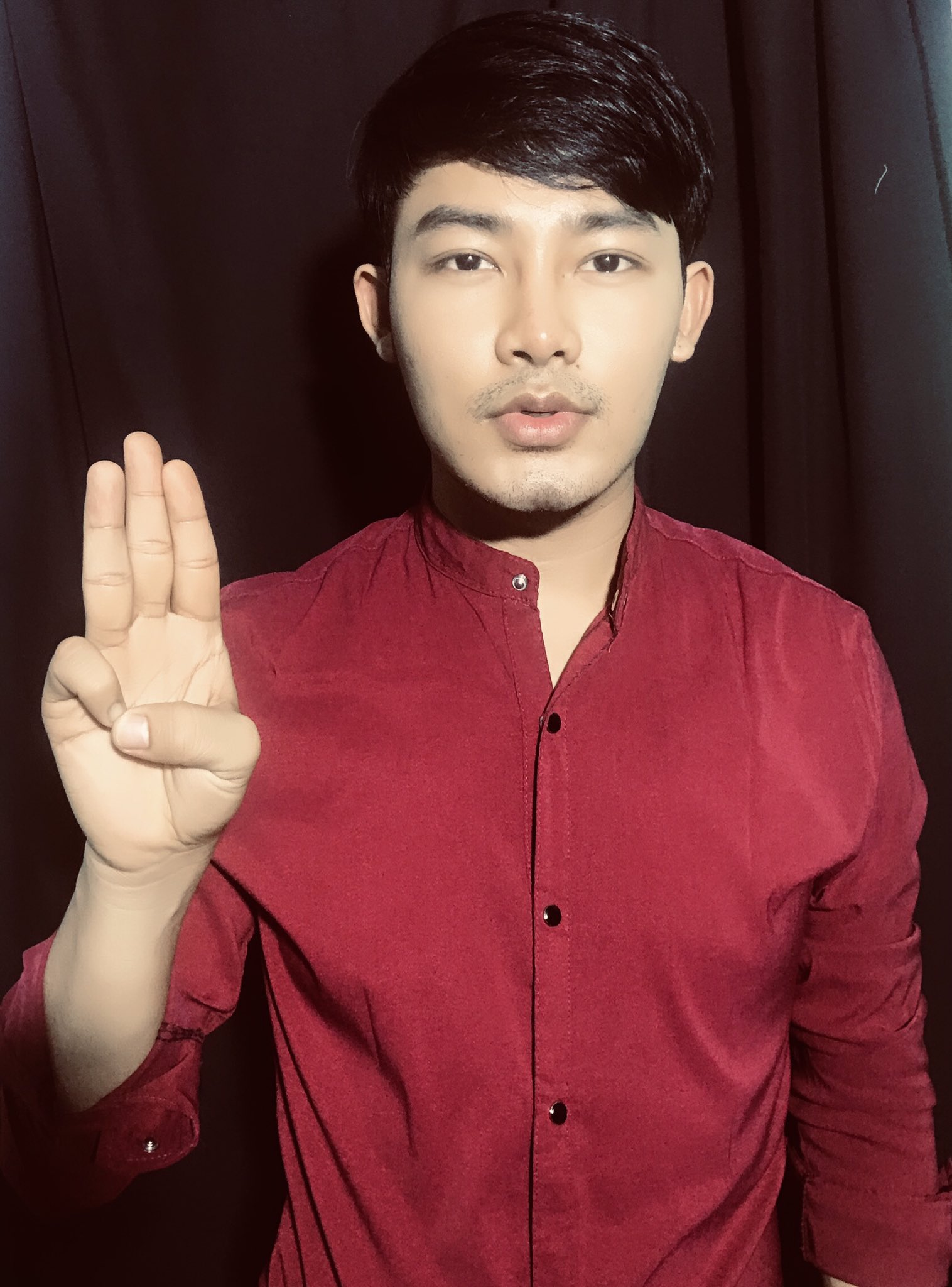 Han Htoo Zen ဟန္ထူးစ်ာန္ - Official (@Han_Htoo_Zen) / Twitter
