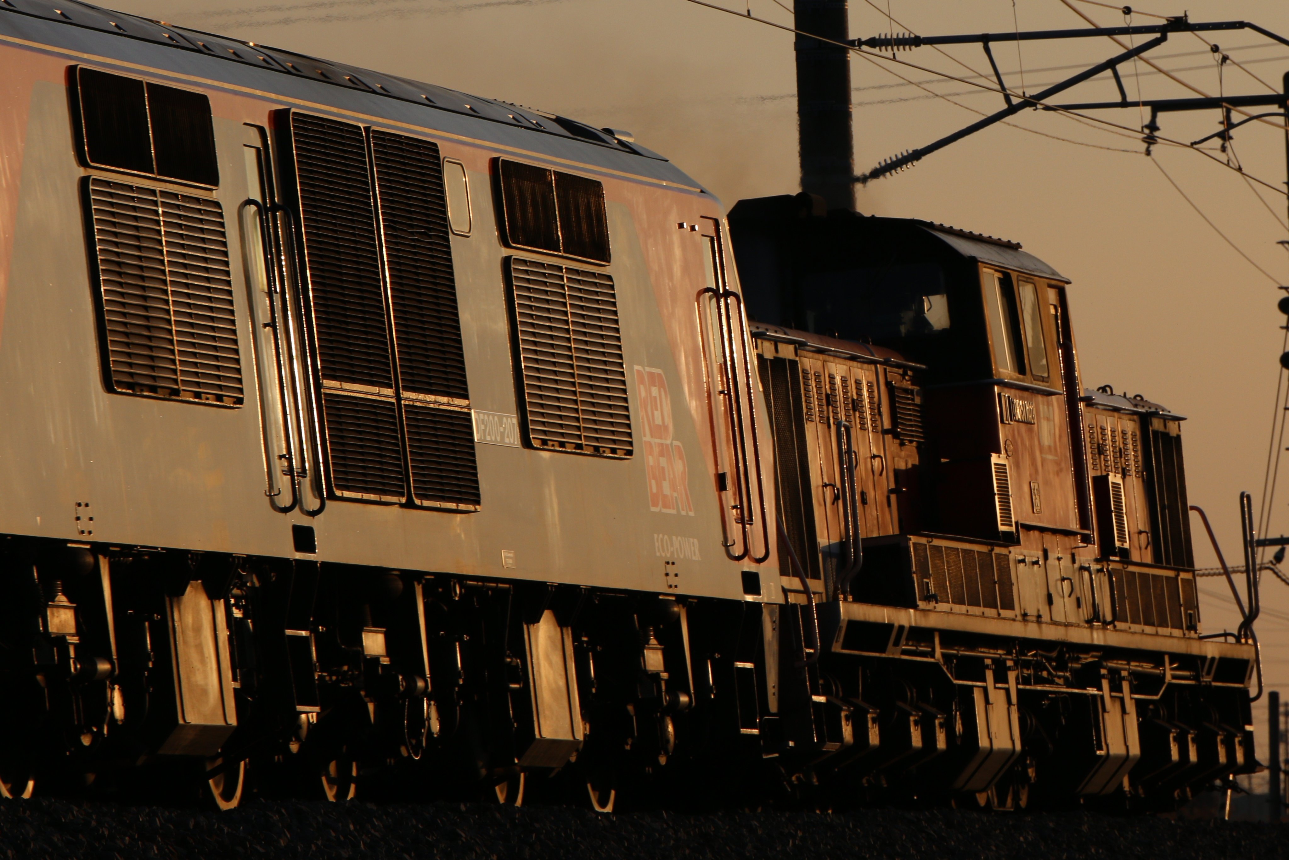 葛城 on Twitter: "2020 2/6 6079レ DD51 857 8075レ DD51 1028+DF200-207 https://t.co/GXxTgloG8o" / Twitter