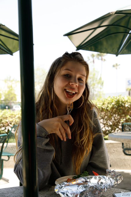 TW Pornstars - Zishy. Pictures and videos from Twitter. Page 30