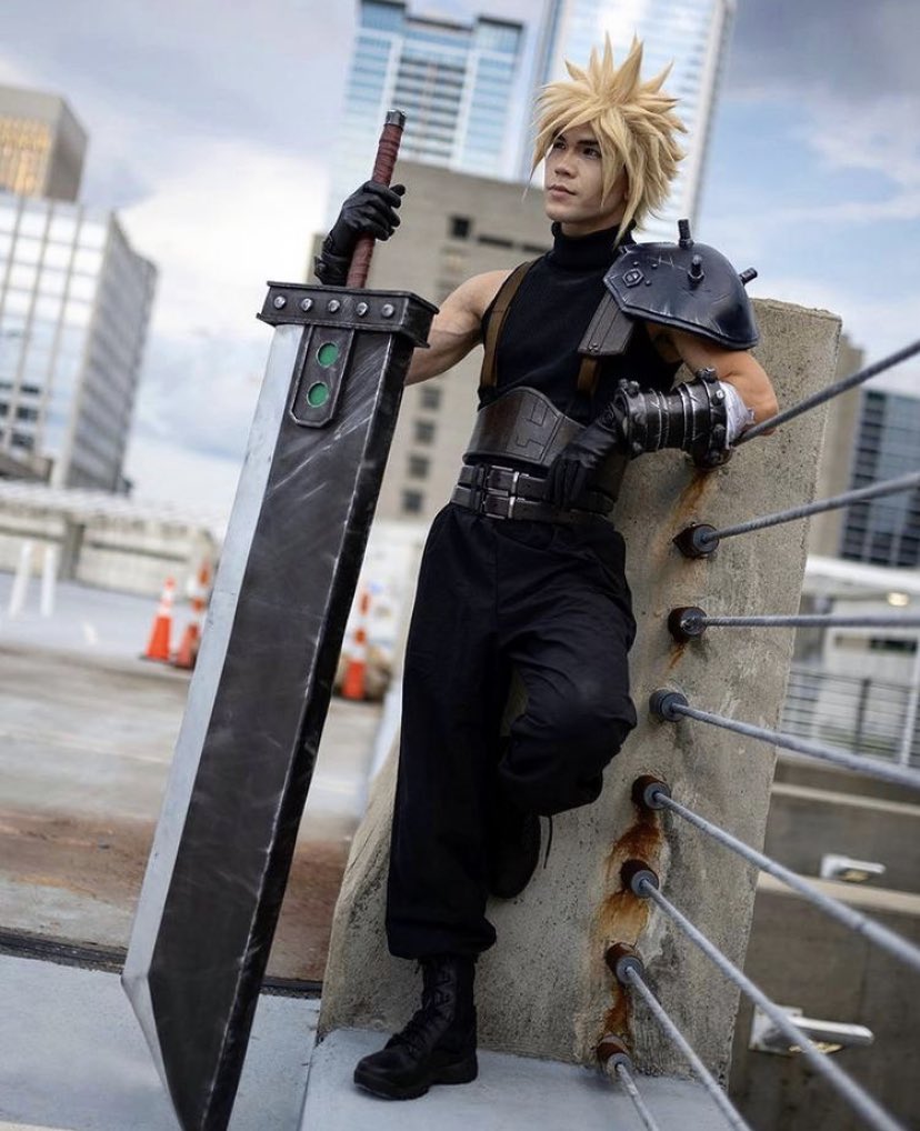 Strife Cosplay