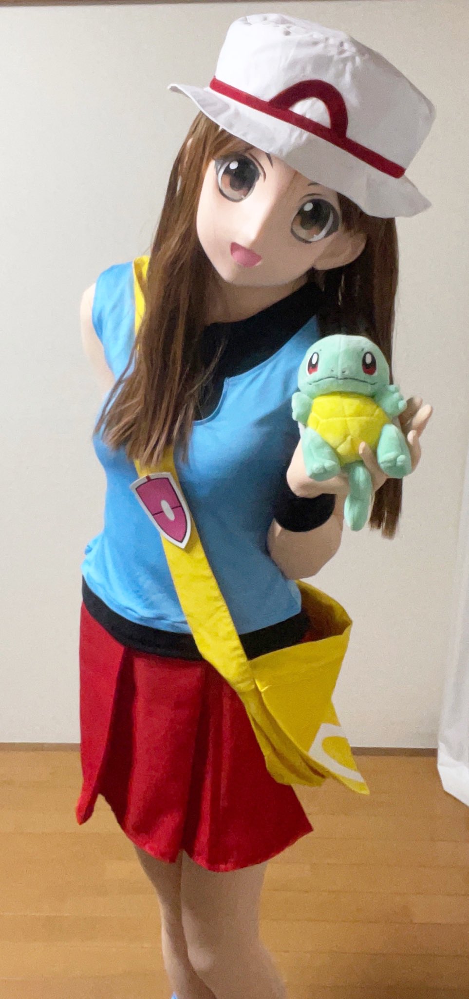 Pokemon Trainer Leaf Cosplay