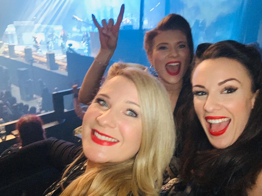 Alexandra Hans's Instagram, Twitter & Facebook on IDCrawl