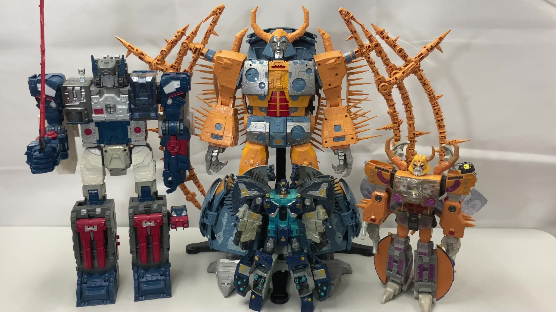 Transformers 4 Unicron Toy