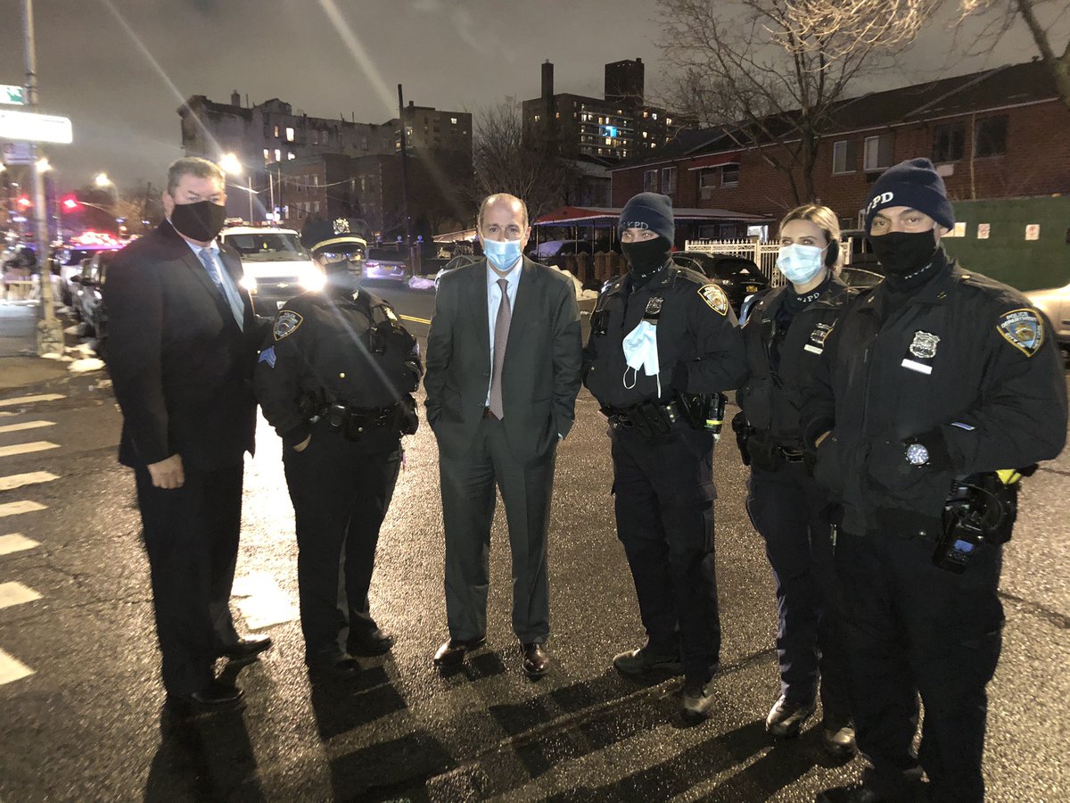 NYPD 48th Precinct - @NYPD48Pct Twitter Analytics - Trendsmap