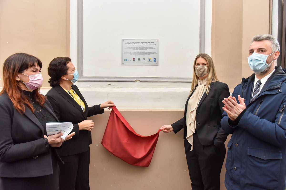 Ingrid Macdonald Instagram, Twitter & Facebook on IDCrawl