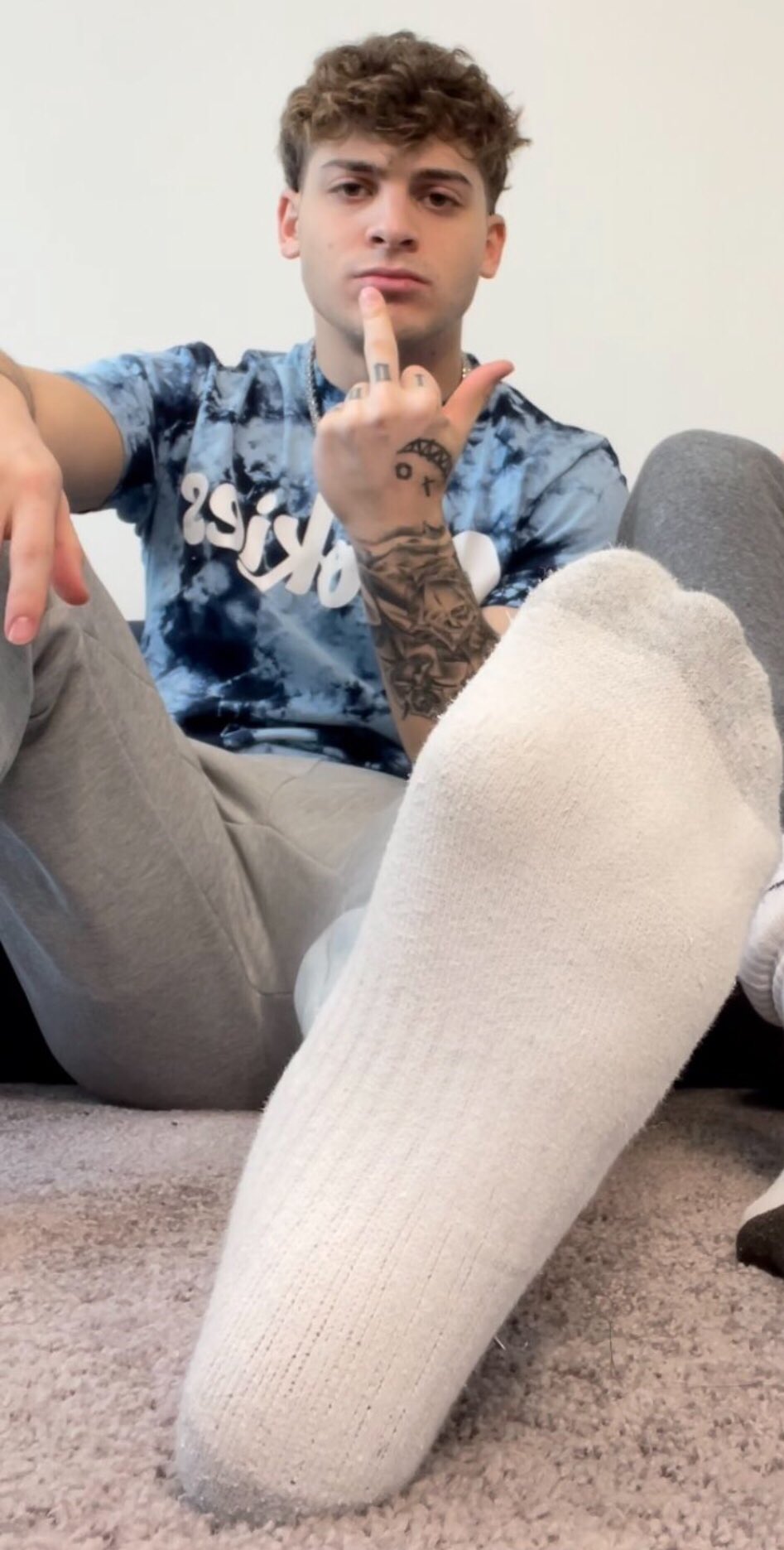 The Best Foot Masters🧦30k on Twitter: "#footmaster @flexmasterjoe 🧦👣🧦 #findomfeet https://t.co ...