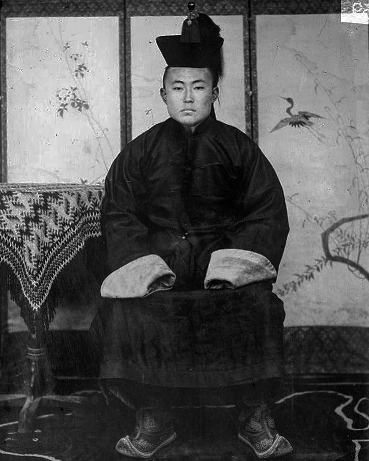 Согоо 🇲🇳 On Twitter Түүний дараа Эриехэйн хөвгүүн Гомбодорж “Түшээт хан” ач Чахундорж нар